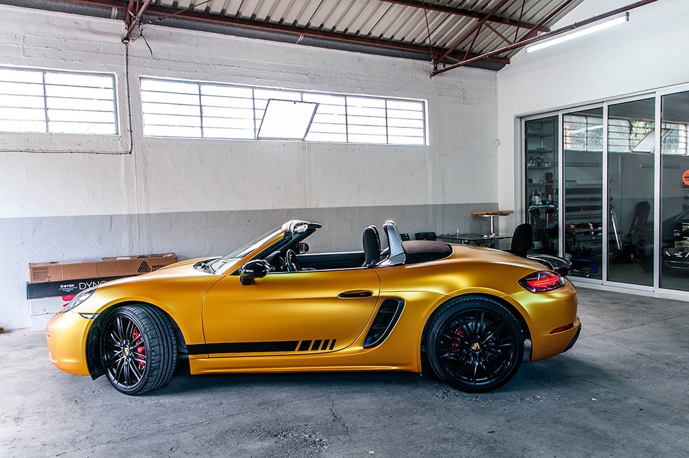 Energetic 718 - Wrap Like Royalty