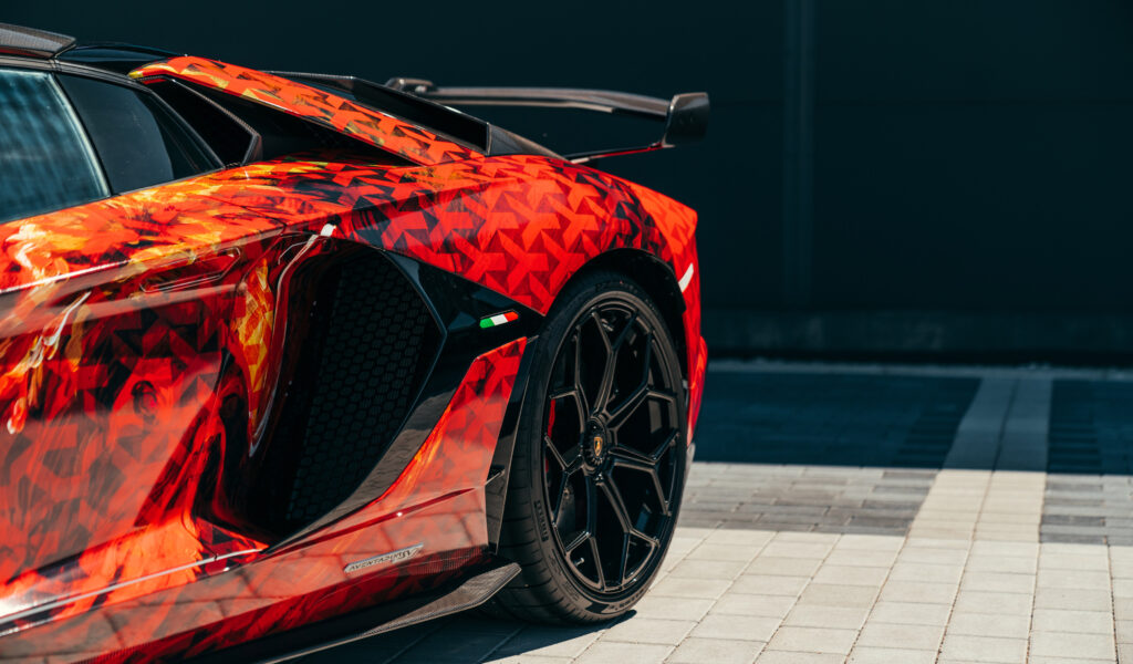 Lamborghini Tricolore - Wrap Like Royalty