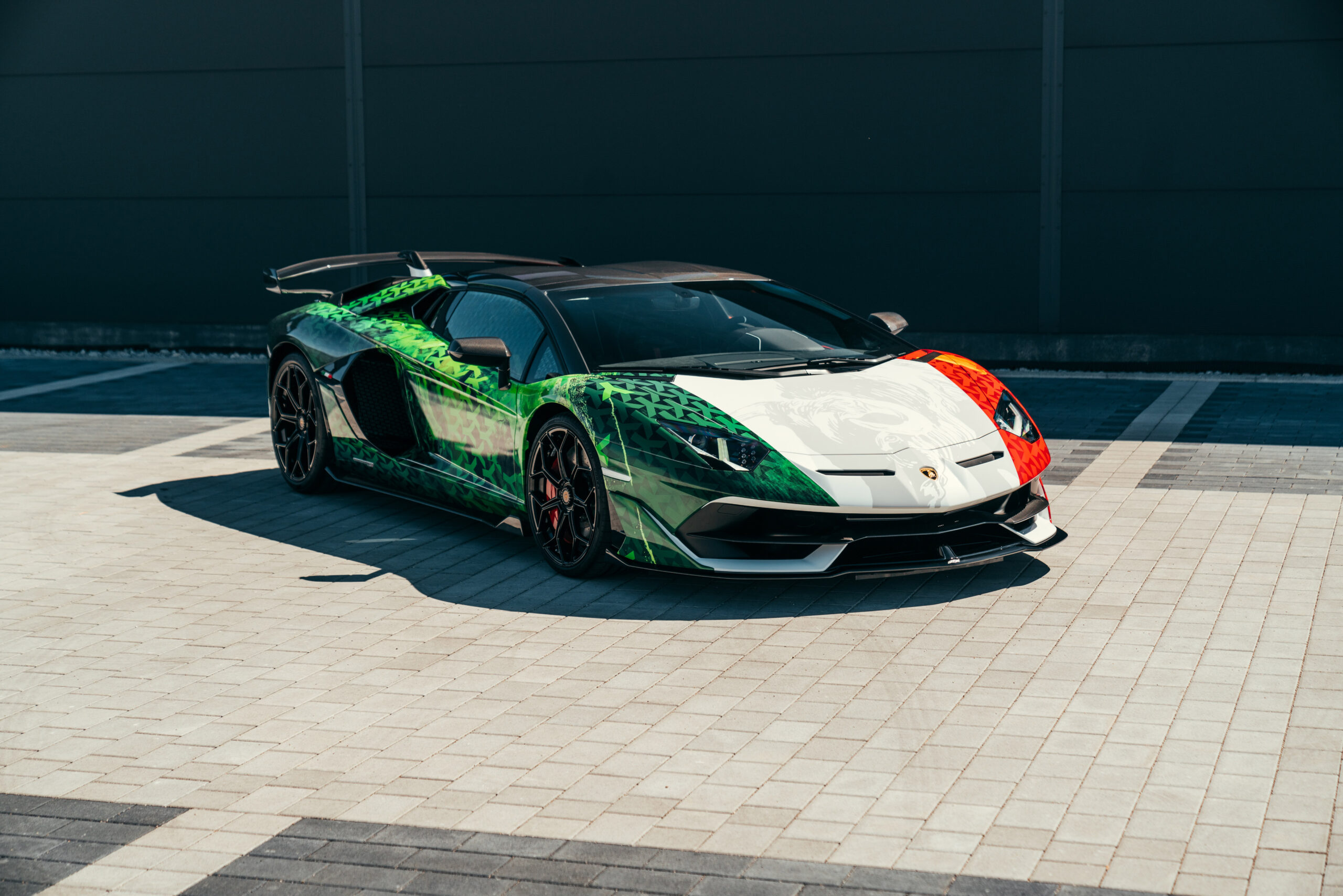 Lamborghini Tricolore - Wrap Like Royalty