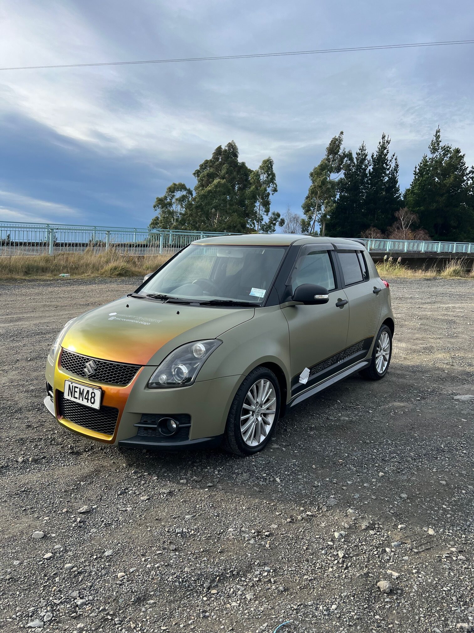 DB Swift - Wrap Like Royalty